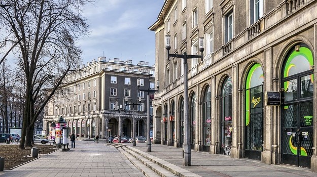 Free Nowa Huta Tour Krakow | Strawberry Tours