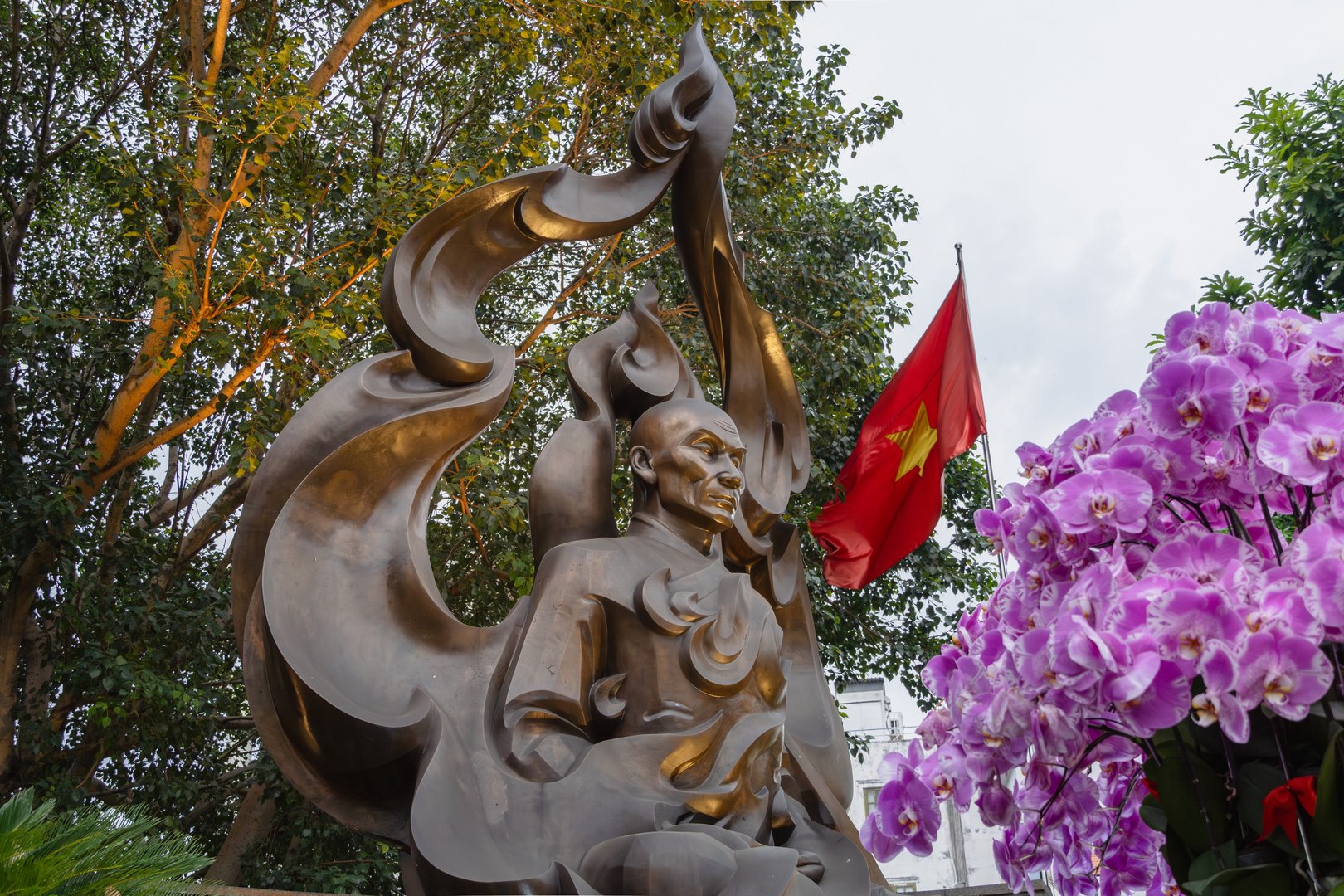 Free Hidden Gems Tour Ho Chi Minh City | Strawberry Tours