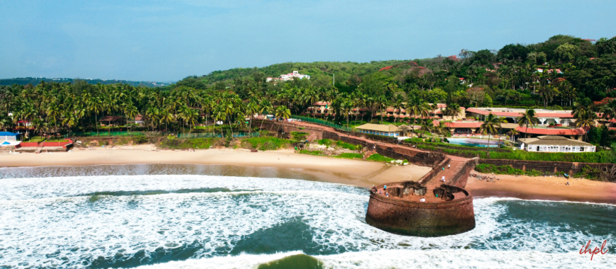 Chapora Fort Goa- How to Reach, Timings & Entry Fees