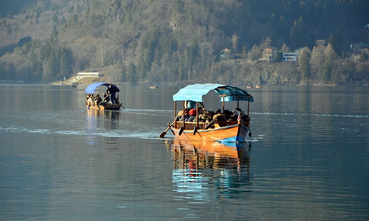 Things to Do in Bhimtal: Boating, Nature Walks & Adventure | Indian Holiday