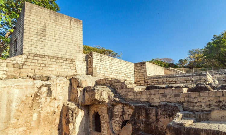 Forts in Gujarat - A List of Historical Places | IndianHoliday