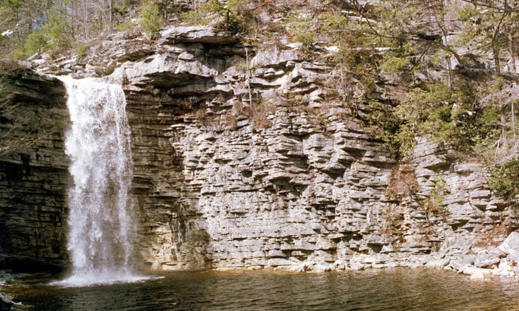 10 Best Waterfalls in Mauritius – Nature & Adventure