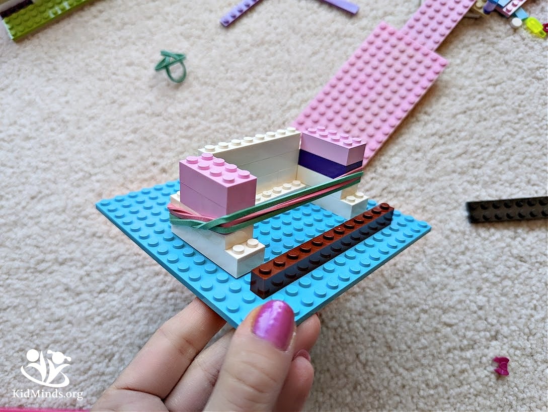 How to Build a Working LEGO Catapult Without Any Special Pieces | KidMinds