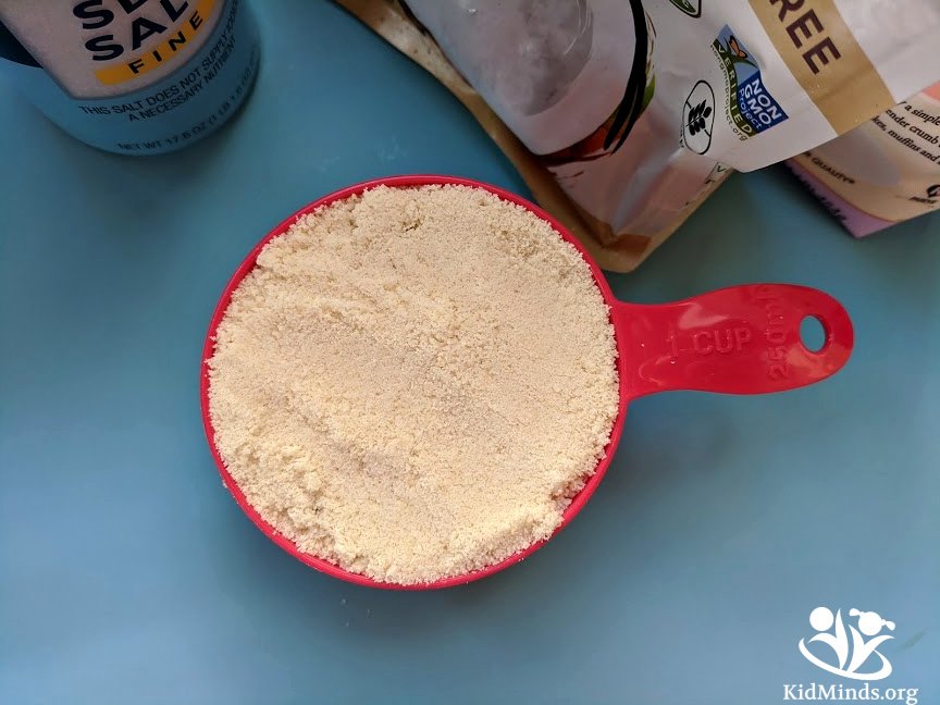 Awesome Science of Christmas Cookies (Magic Cookie Experiments) | KidMinds