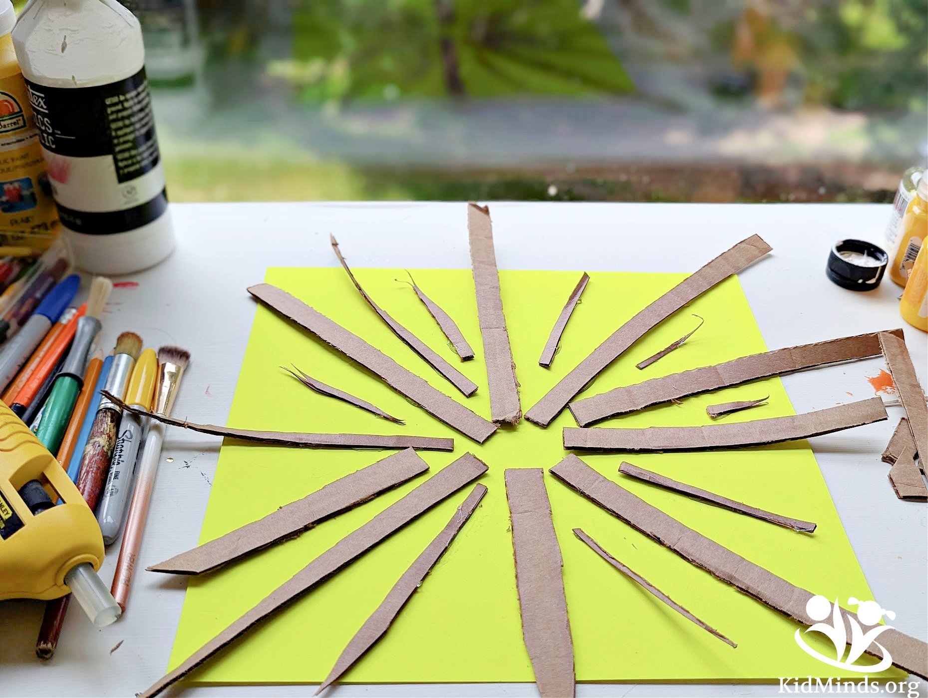 How to Make Cardboard Sun Craft (Free PDF) | KidMinds