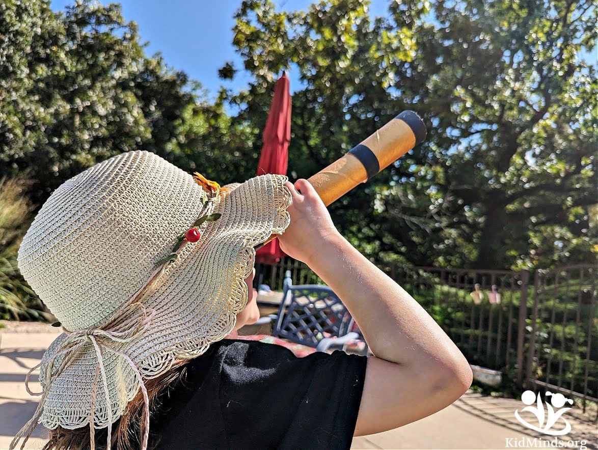 How to Make a Pirate Telescope from TP Rolls | KidMinds