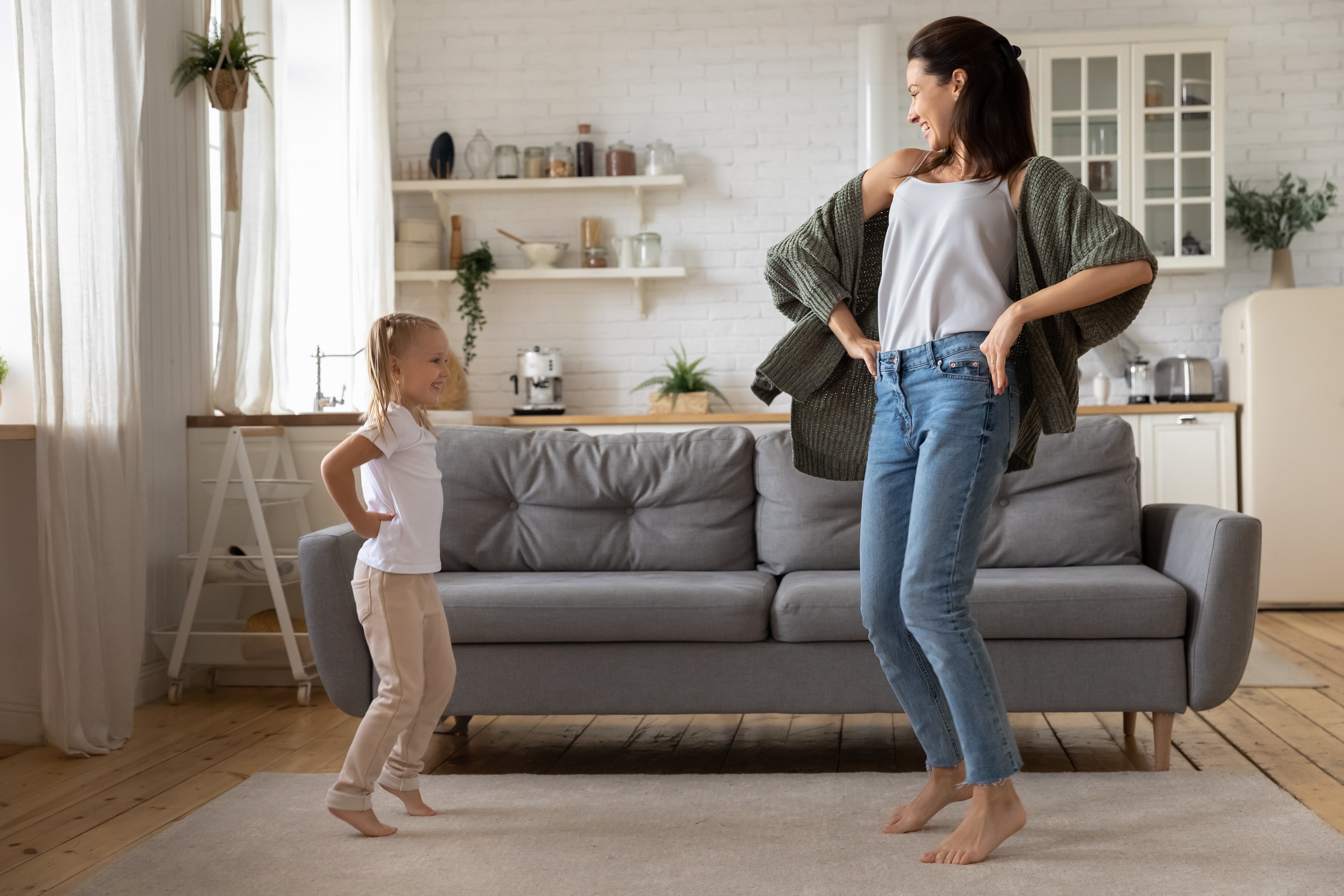 The Best 30 Easy Indoor Fitness Games for Kids | KidMinds