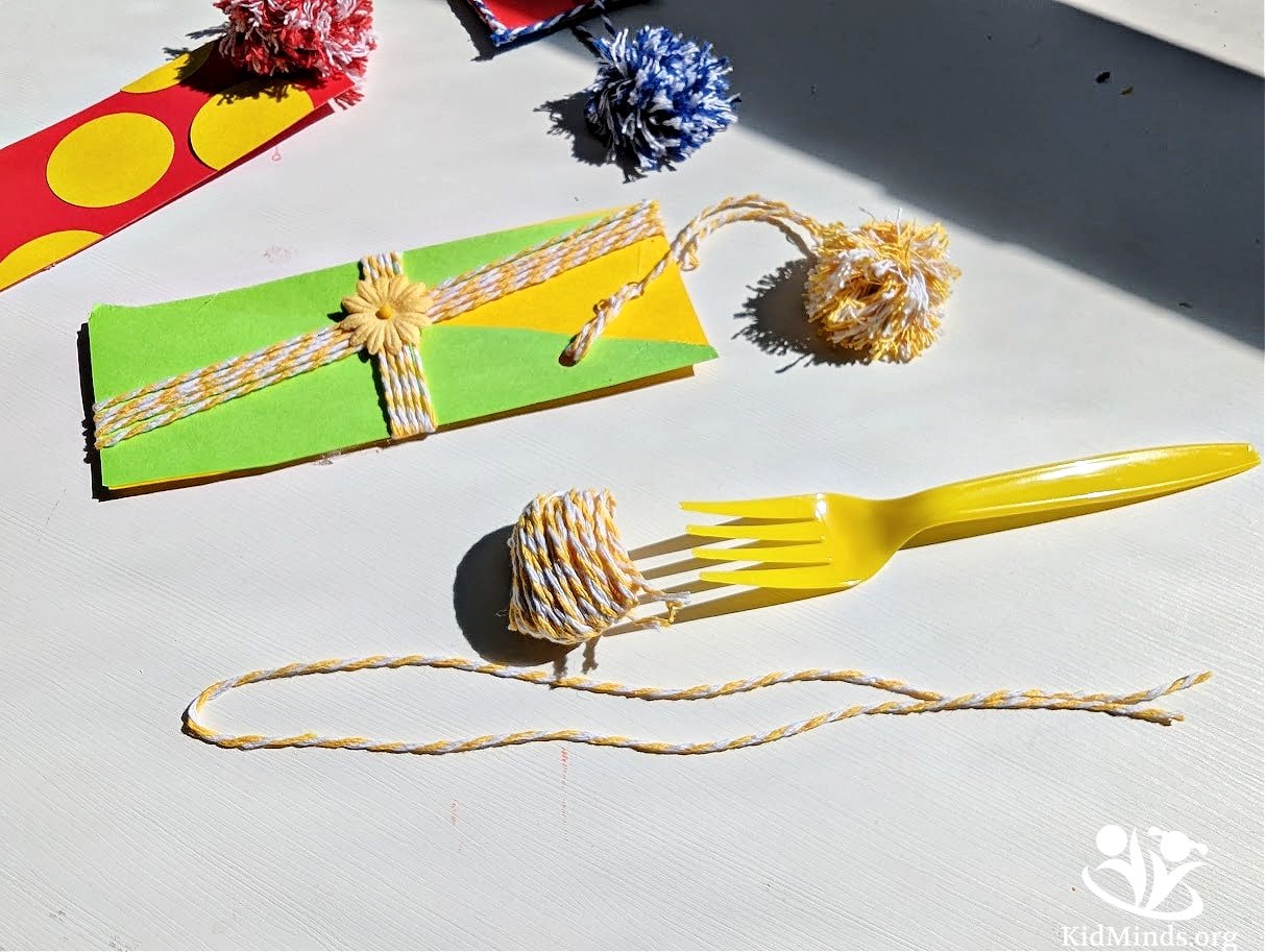 How to Make Baker’s Twine Pom Pom Bookmarks | KidMinds