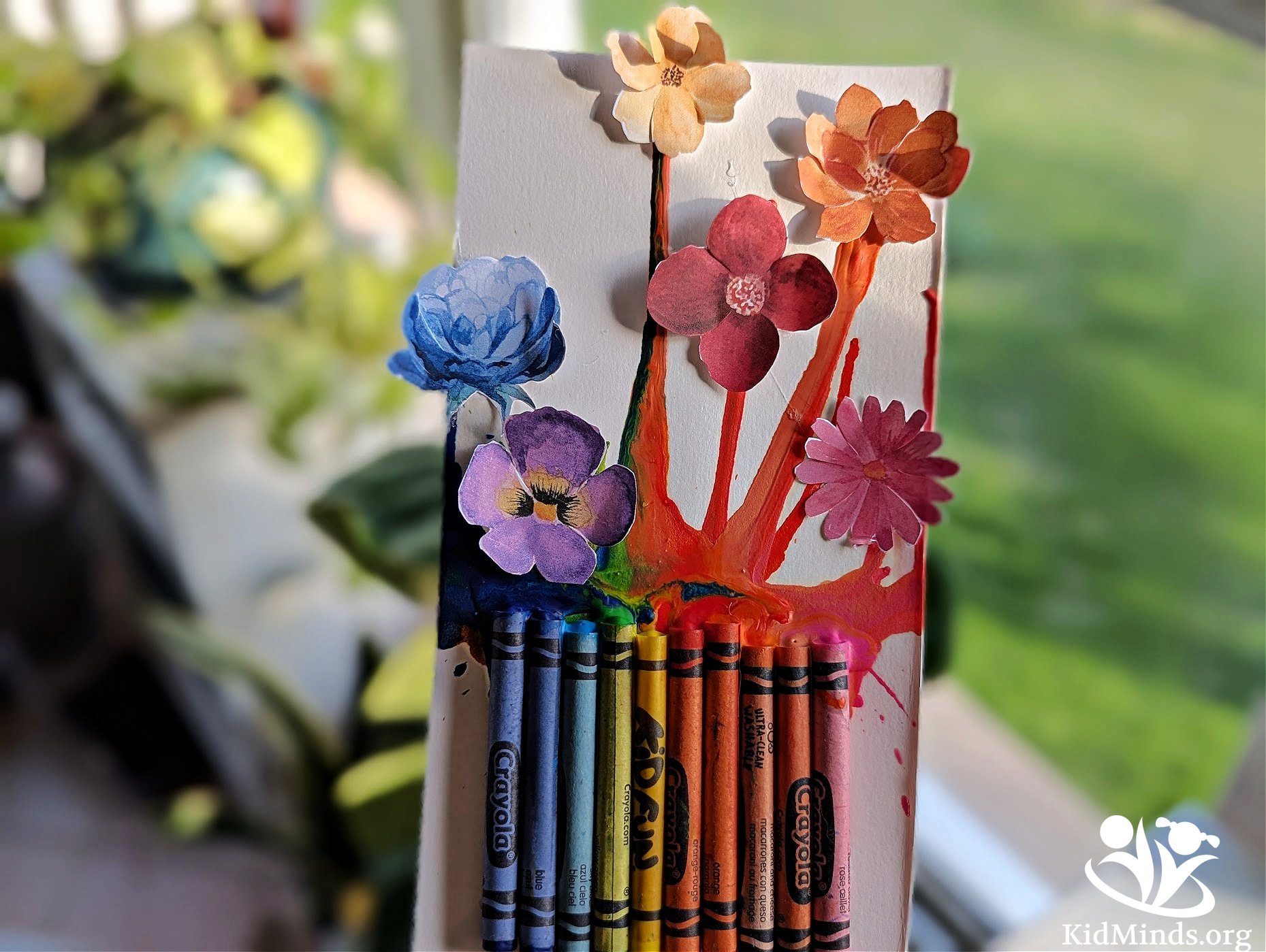 How to Make Melted Crayon Flower Art (Free PDF) | KidMinds