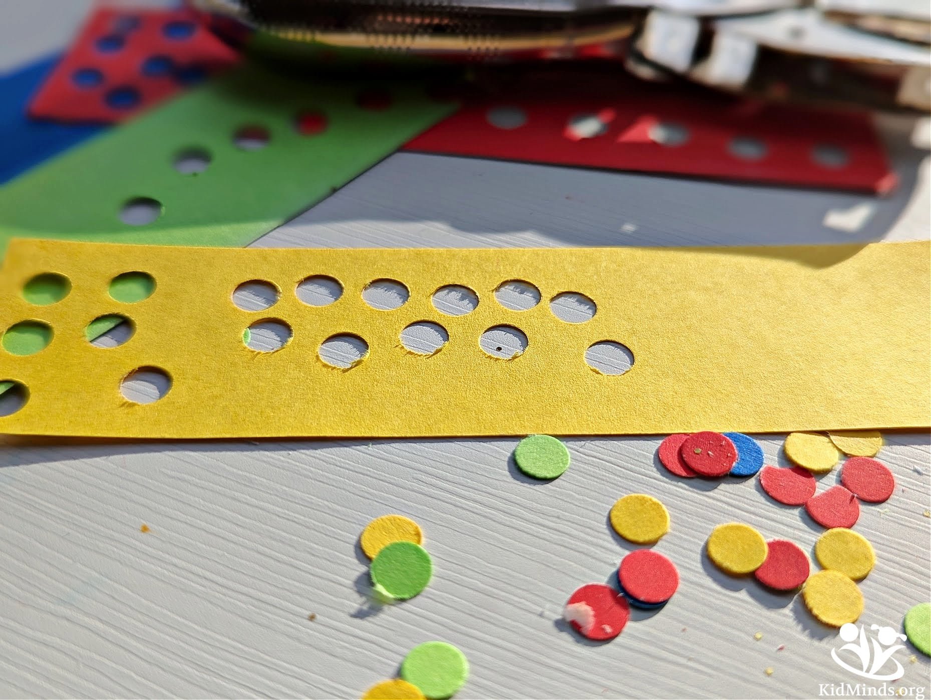 How to Make the Best Scrape Painting Art Project | KidMinds