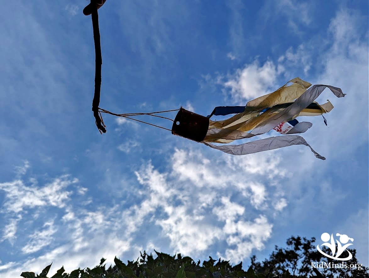 How to Make an Easy Windsock with Kids | KidMinds