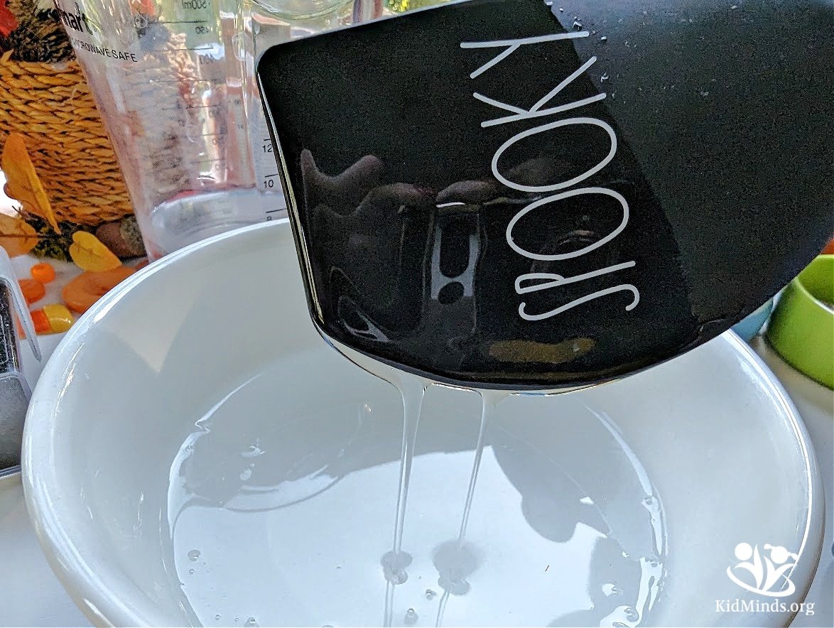 How to Make Spooky Halloween Slime With Kids | KidMinds