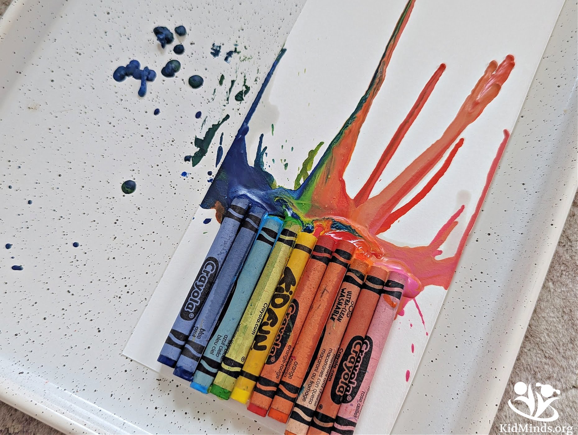 How to Make Melted Crayon Flower Art (Free PDF) | KidMinds
