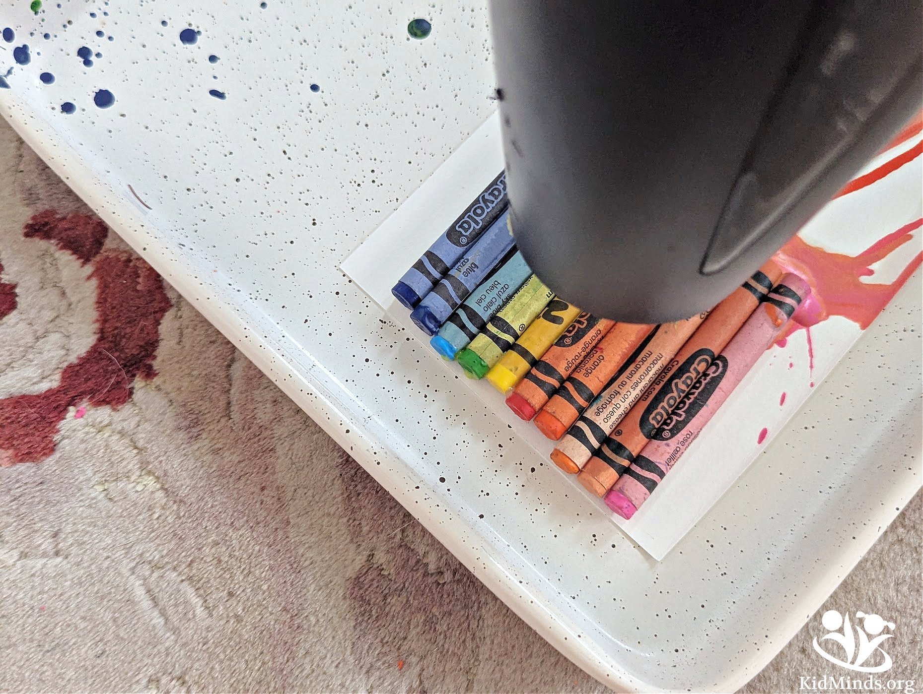 How to Make Melted Crayon Flower Art (Free PDF) | KidMinds