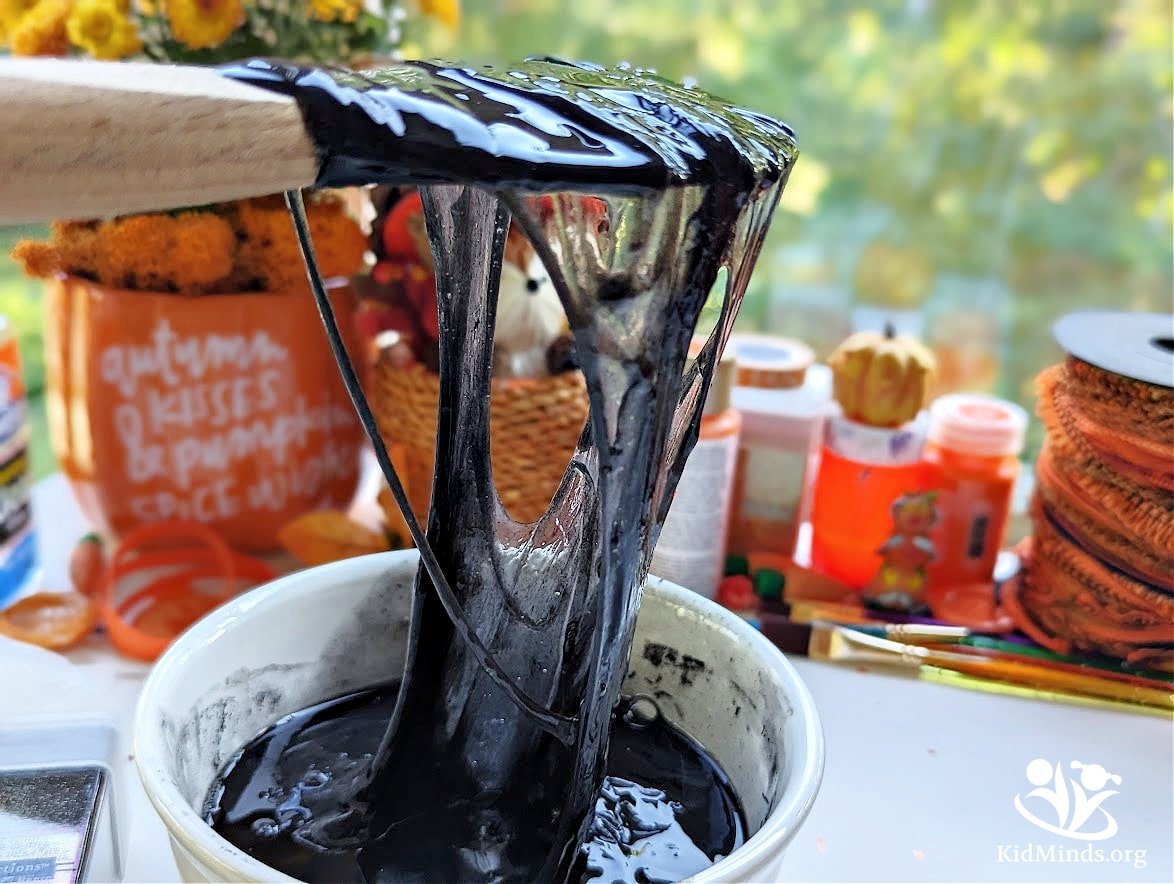 How to Make Spooky Halloween Slime With Kids | KidMinds