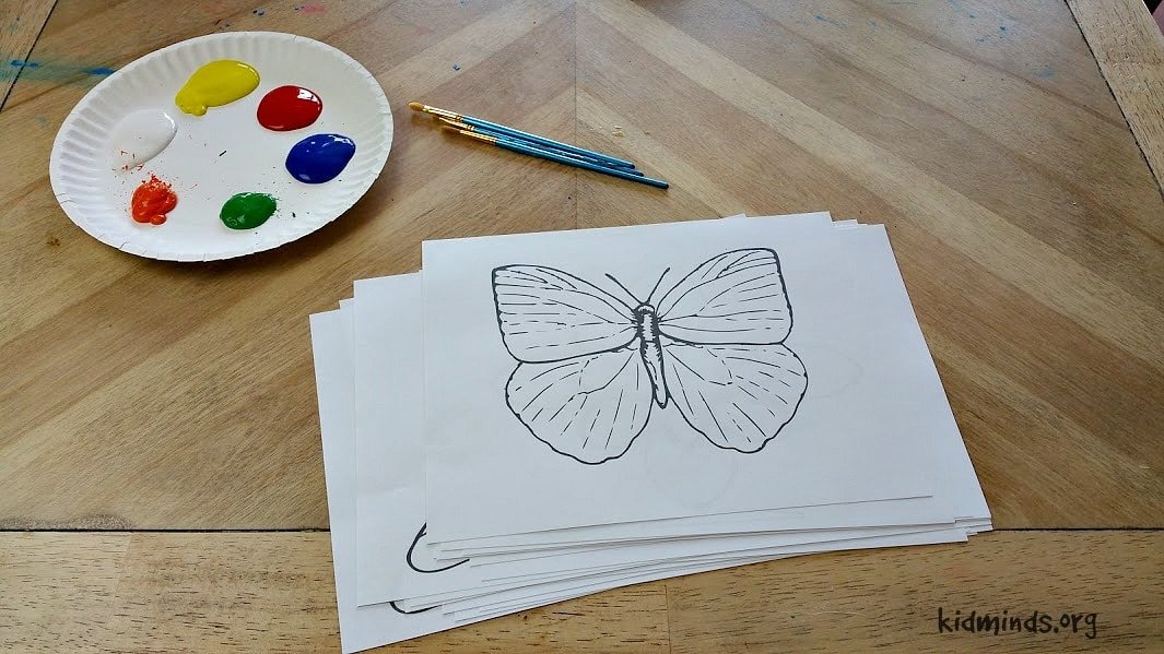 Symmetry for Little Kids Art Project with Free Printables | KidMinds