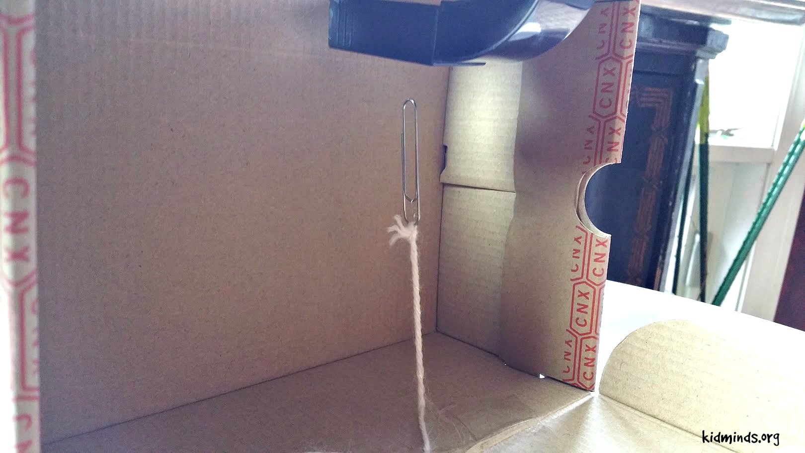 Star Wars Science: Defy Gravity the Easy Way | KidMinds