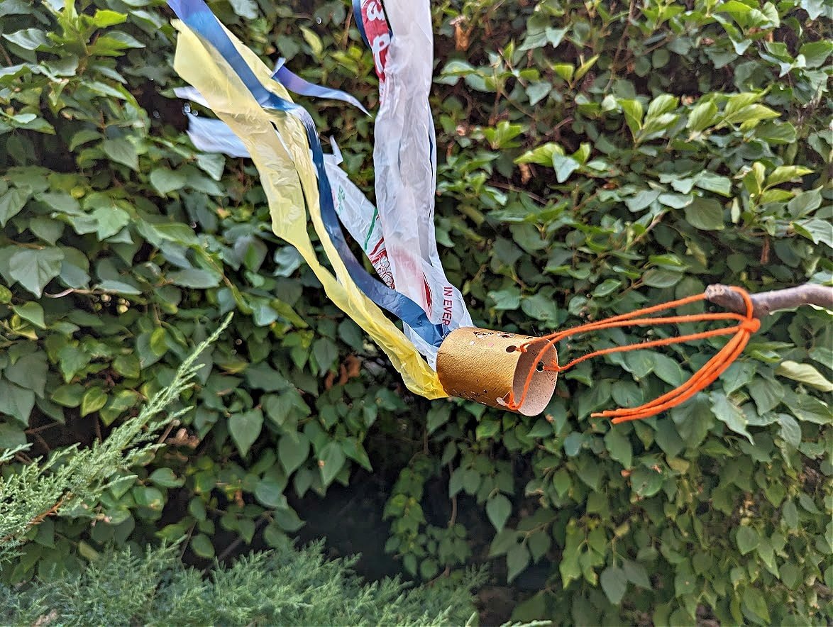 How to Make an Easy Windsock with Kids | KidMinds