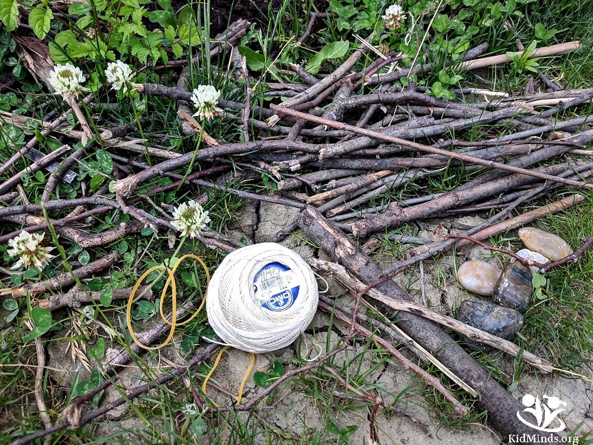 How to Make the Best and Most Amazing Ewok Catapult | KidMinds