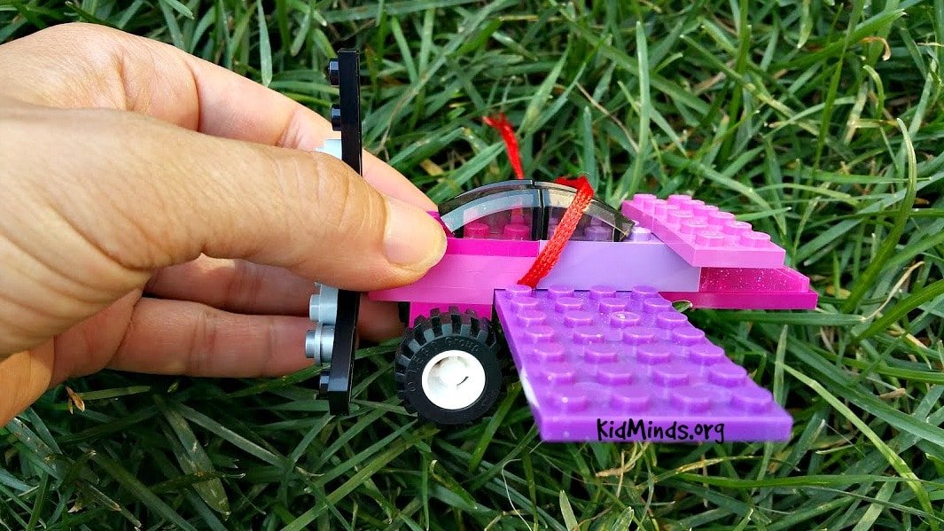 How to make a LEGO airplane “really” fly | KidMinds