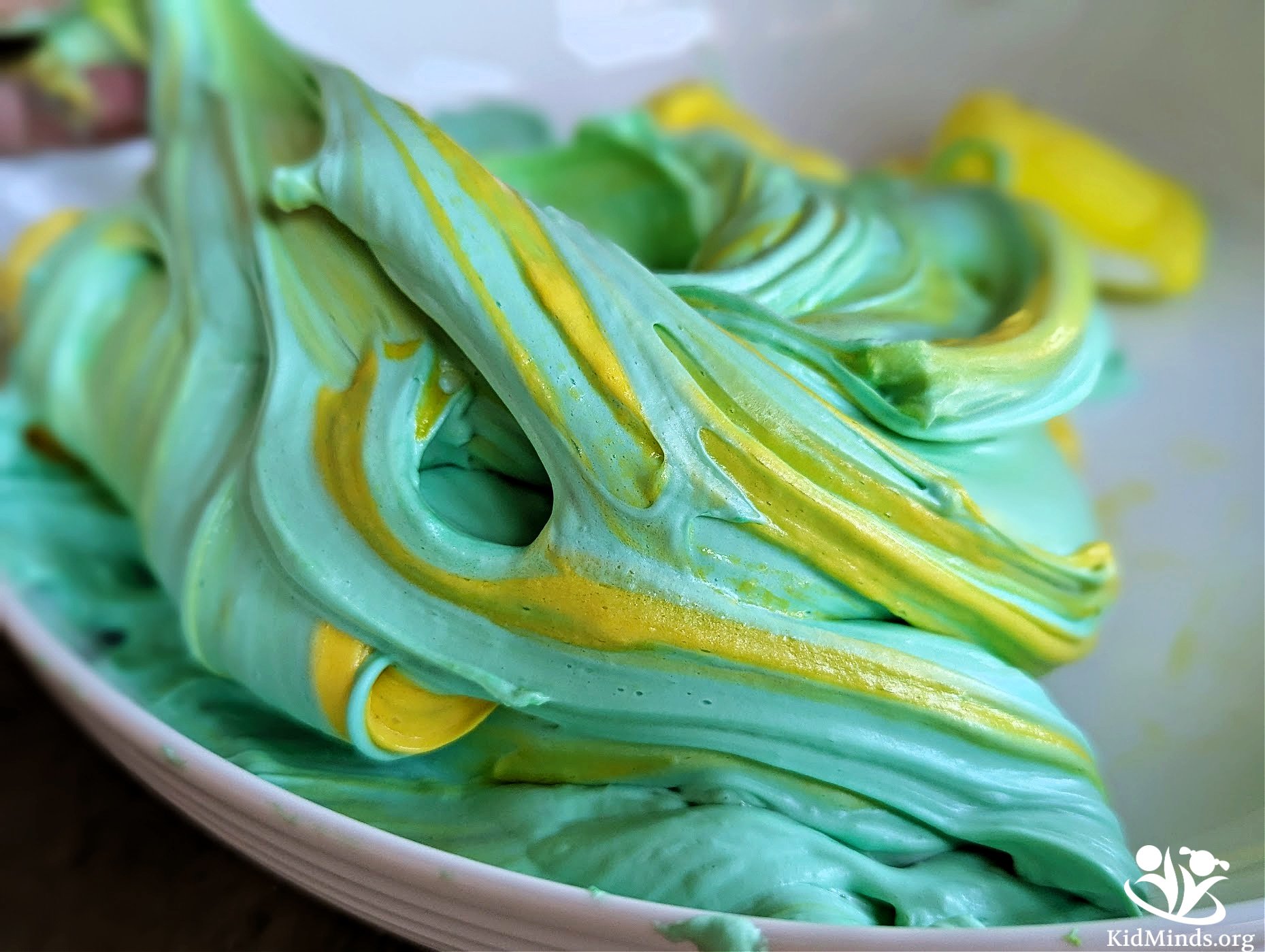 The Best Fluffy Spring Slime With Peeps – Free PDF | KidMinds