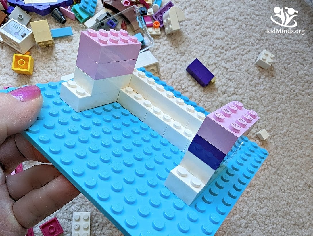 How to Build a Working LEGO Catapult Without Any Special Pieces | KidMinds