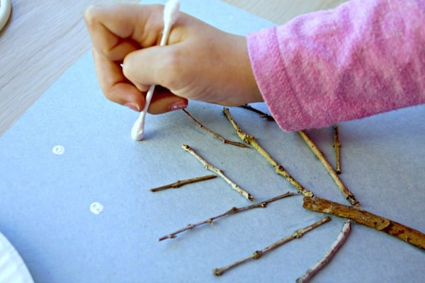 Insanely Easy and Fun Winter Art Camp at Home | KidMinds