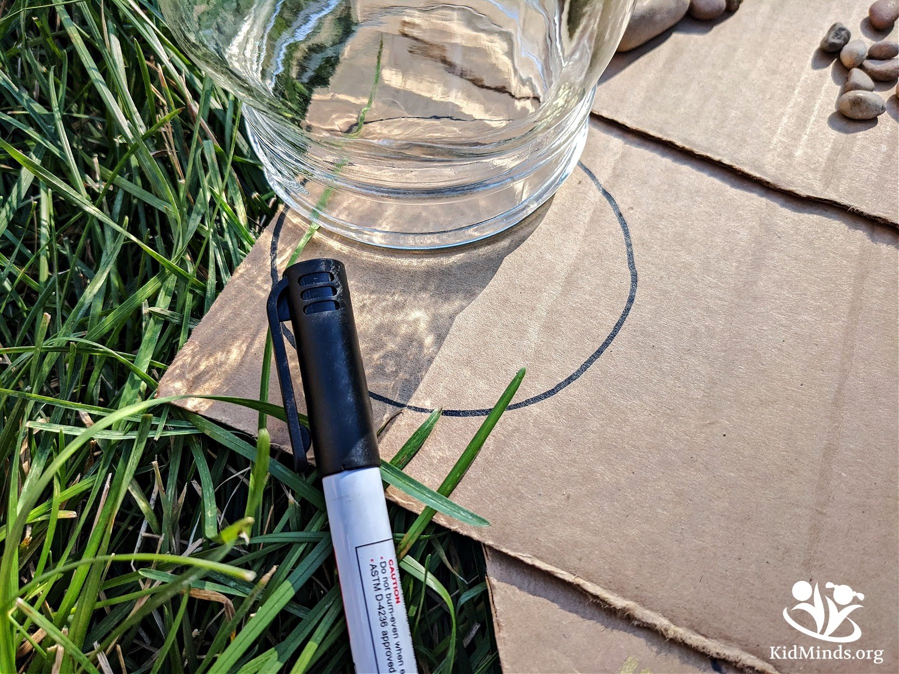 How to Make Pebble Puppets With Your Kids | KidMinds