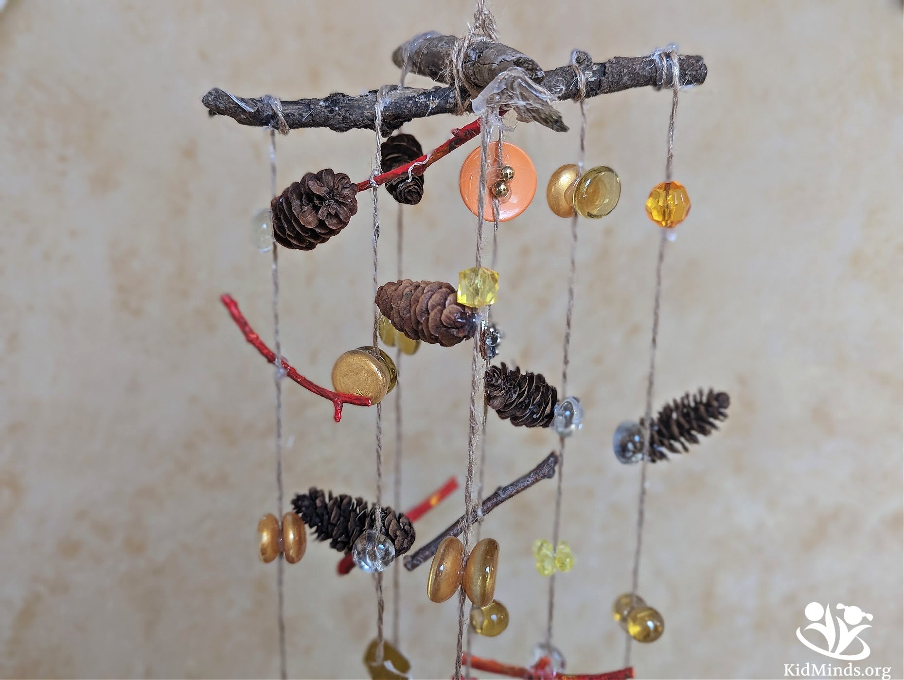 How to Make Simple Fall Wind Chimes With Kids | KidMinds