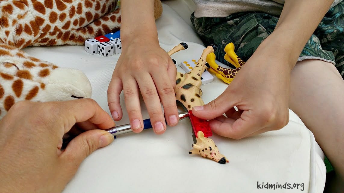 Fun Giraffe Activity for Kids (Free PDF) | KidMinds