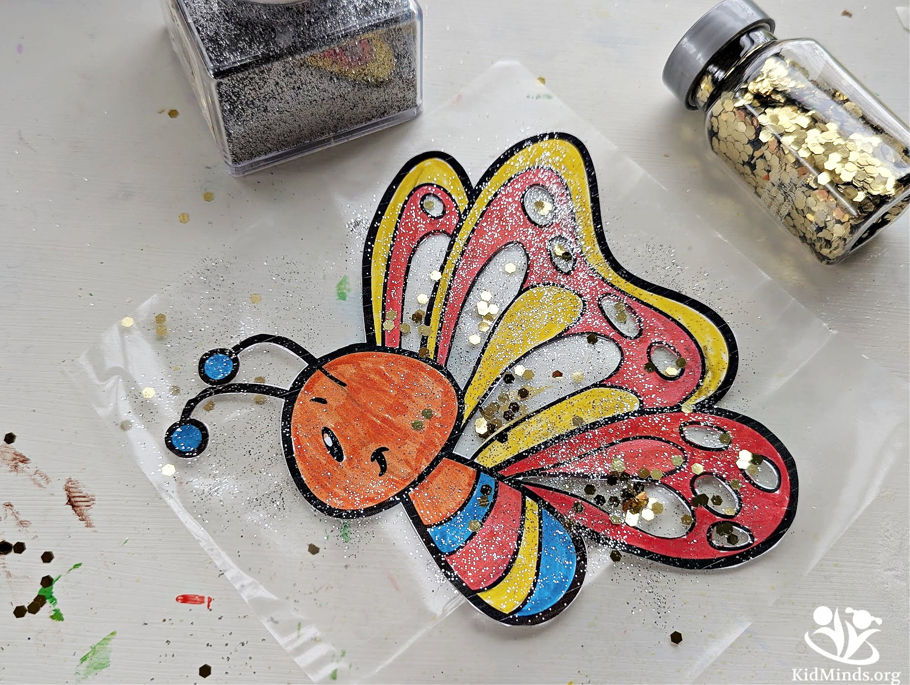 How to Make Butterfly Suncatcher (Free Template) | KidMinds