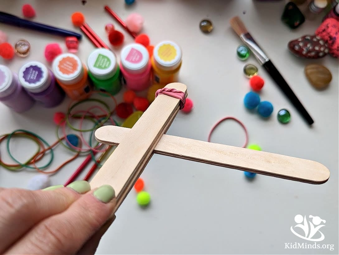 How to Make a Classic Catapult (Free PDF) | KidMinds
