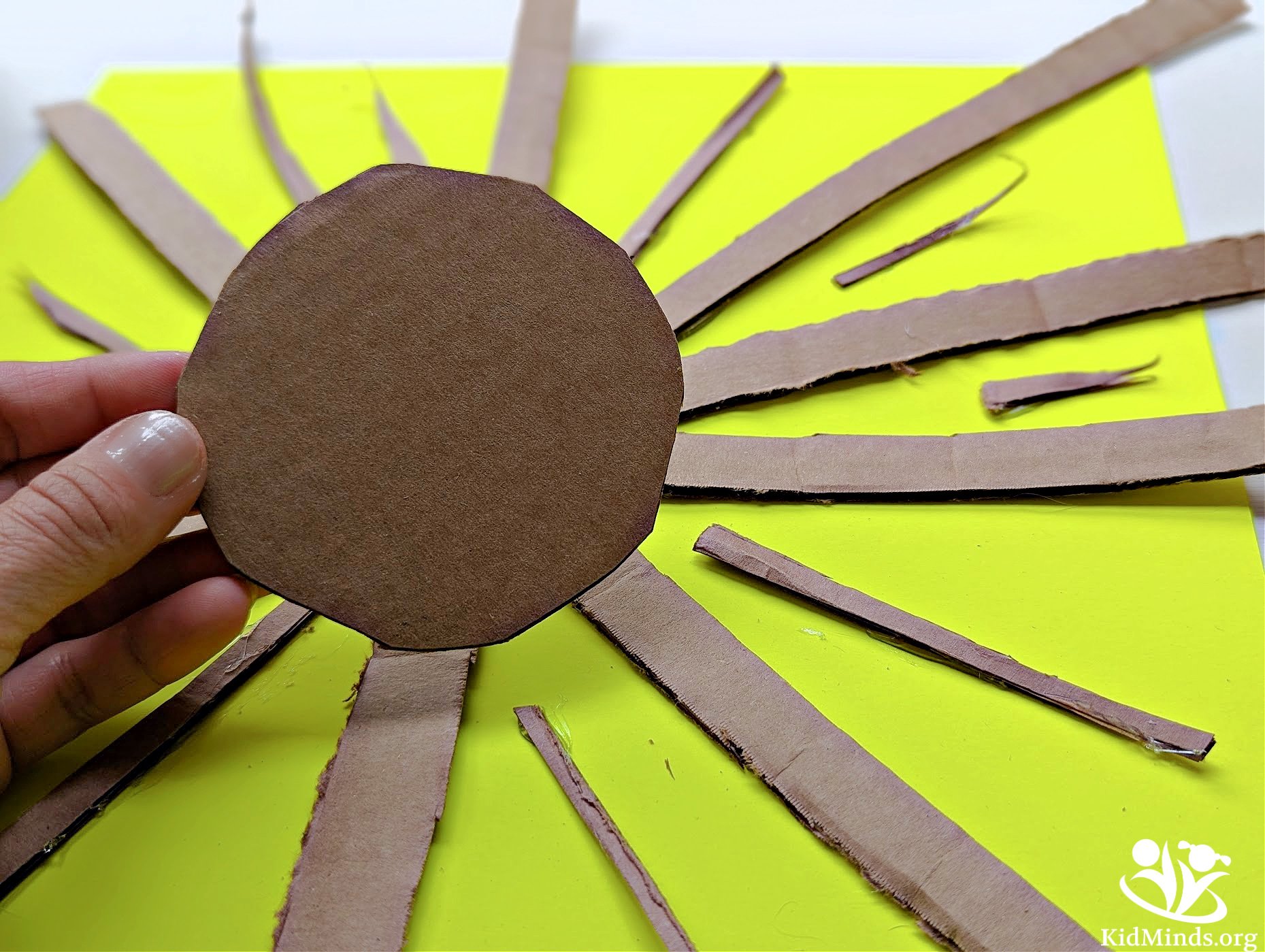 How to Make Cardboard Sun Craft (Free PDF) | KidMinds