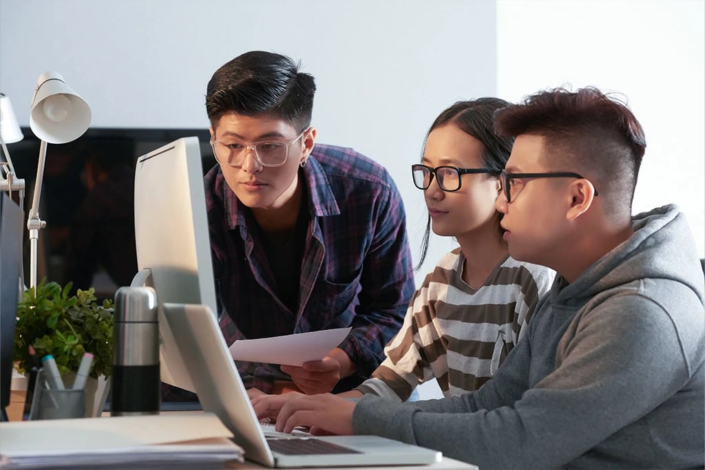 Outsourced Software Product Development - CodeStringers