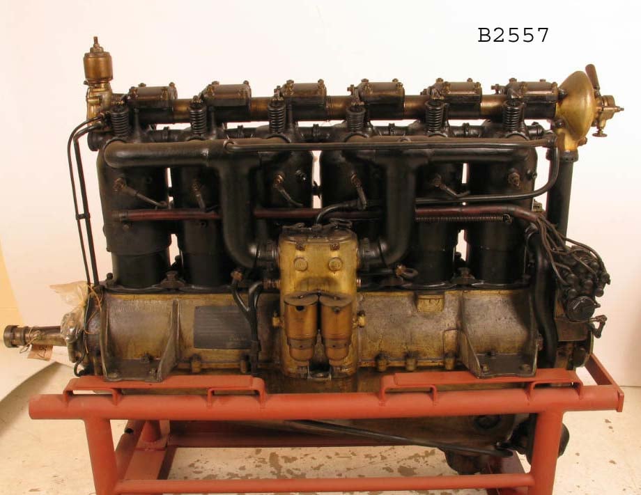 Daimler Engine Model