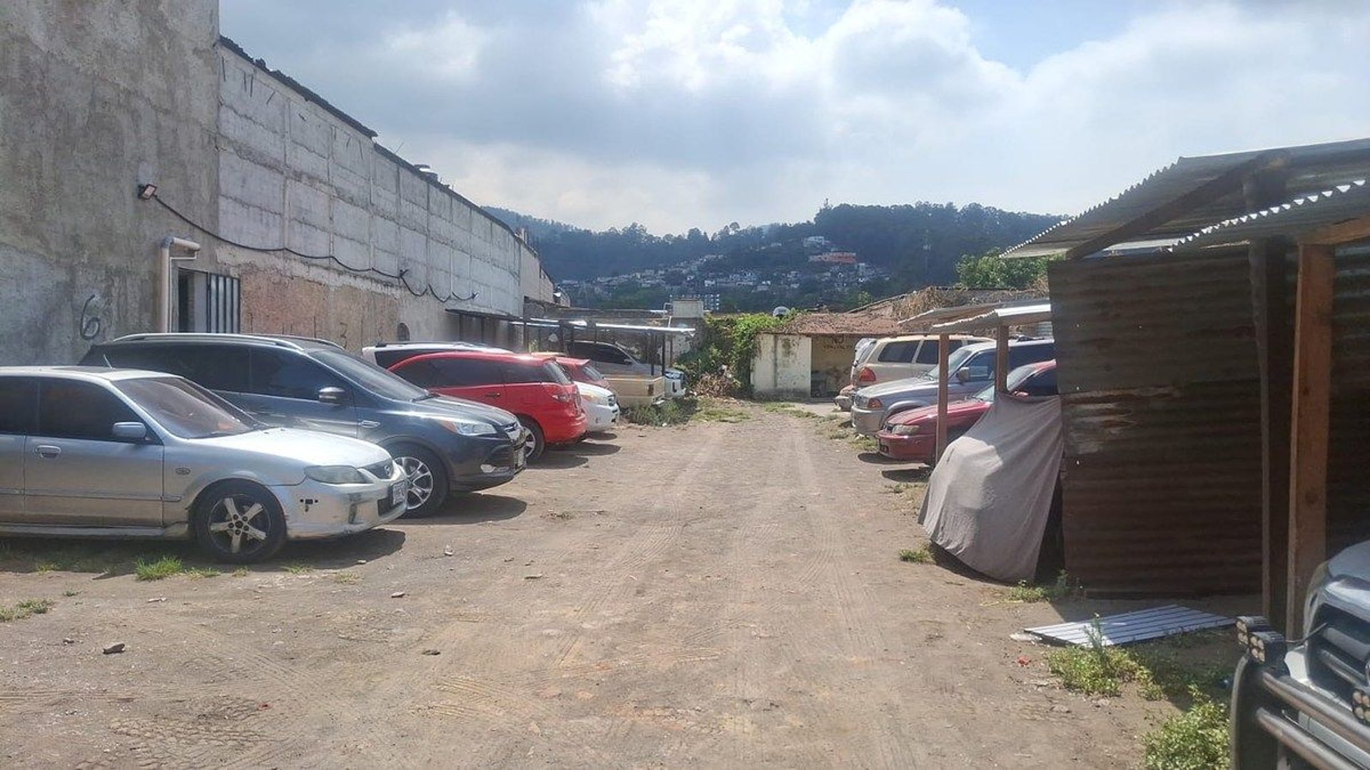 Propiedad en Venta en Antigua Guatemala – A 2 Cuadras del Estadio Pen ...